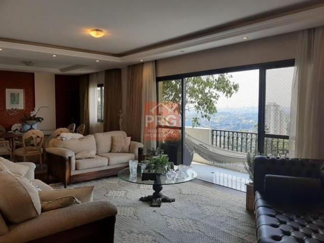 Apartamento à venda| Vila Suzana, São Paulo SP: Apartamento de 3 quartos com 167m² e 3 vagas de gara