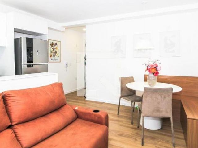 Apartamento à Venda Vila Pompéia, 2 Quartos, 56 m2