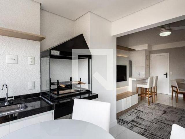 Apartamento à Venda Vila Pompéia, 2 Quartos, 60 m2