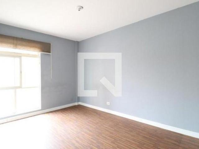 Apartamento à Venda Vila Pompéia, 2 Quartos, 75 m2
