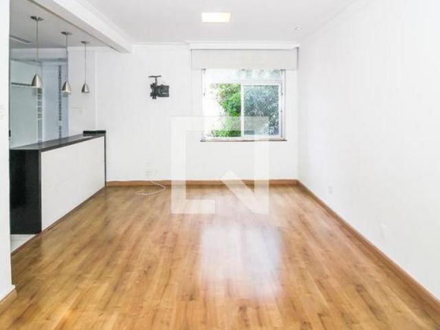 Apartamento à Venda Vila Pompéia, 2 Quartos, 75 m2