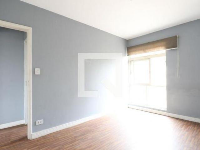 Apartamento à Venda Vila Pompéia, 2 Quartos, 75 m2