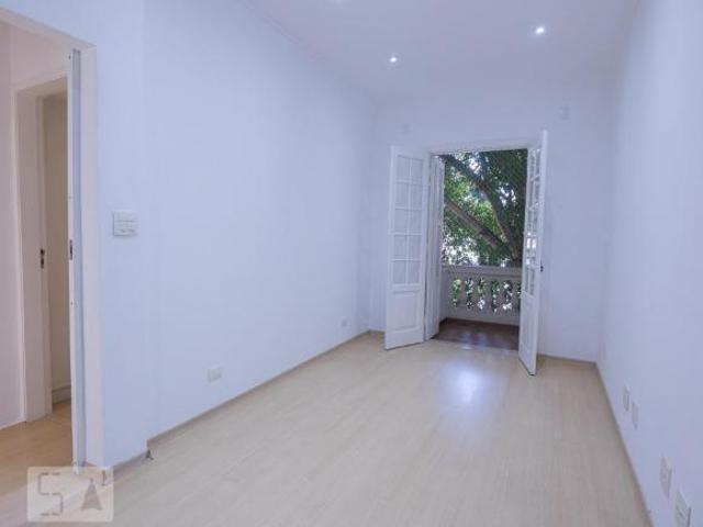 Apartamento à Venda Vila Pompéia, 2 Quartos, 82 m2
