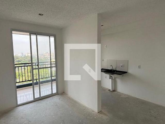 Apartamento à Venda Vila Palmares, 2 Quartos, 45 m2