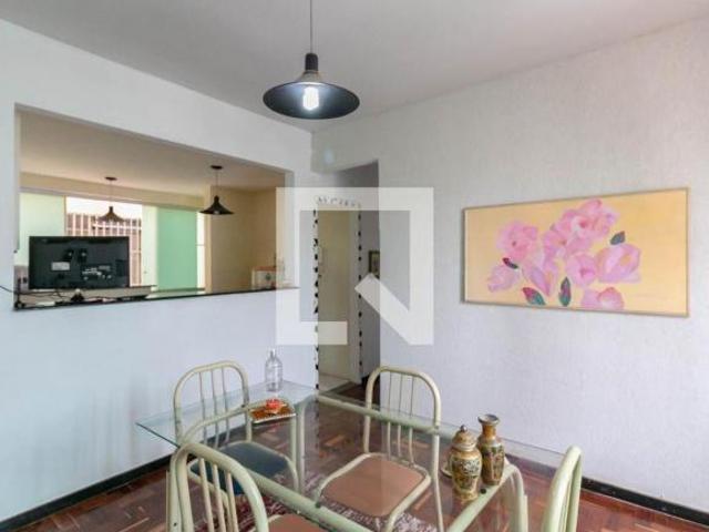 Apartamento à Venda Vila Paris, 3 Quartos, 80 m2