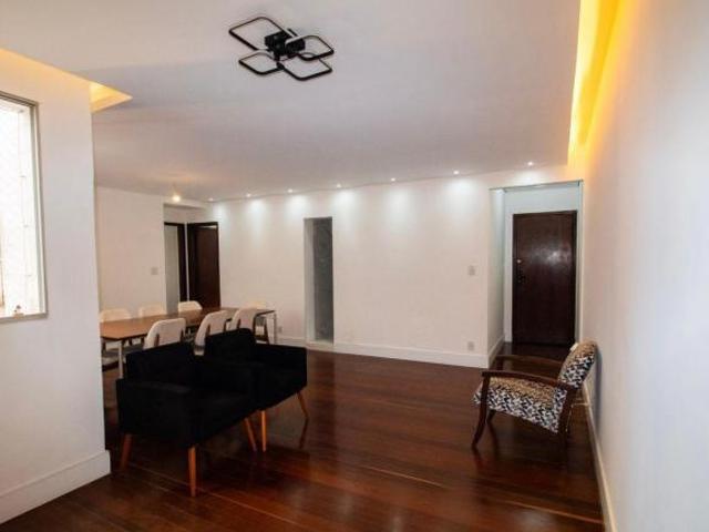 Apartamento à Venda Vila Paris, 4 Quartos, 140 m2