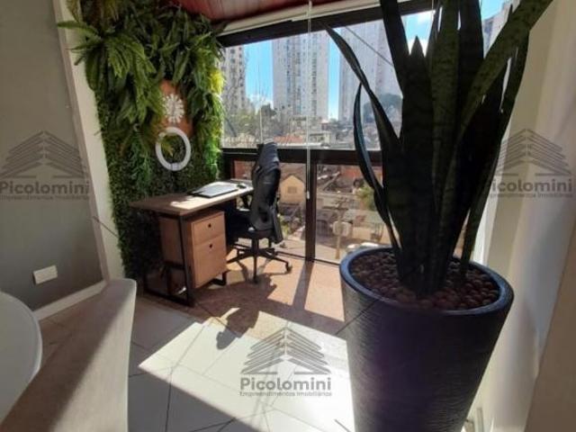 Apartamento à venda Vila Prudente com 77 metros, 3 quartos, 1 suíte, sala com sacada, 1 vaga, 77m²