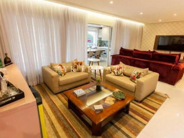 Apartamento à Venda /Vila Romana/ Lapa/ Rua Fabia/ 206m²/ 4 dormitórios/ 3 suítes/ 3 vagas