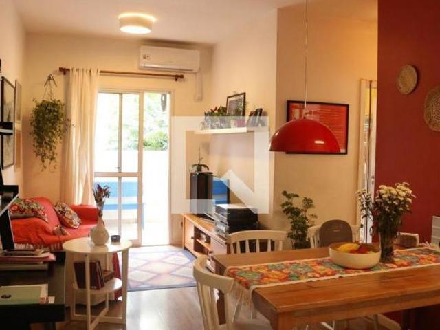 Apartamento à Venda Vila Romana, 2 Quartos, 104 m2