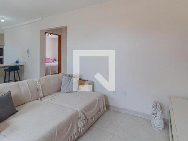 Apartamento à Venda Vila Ré, 2 Quartos, 75 m2