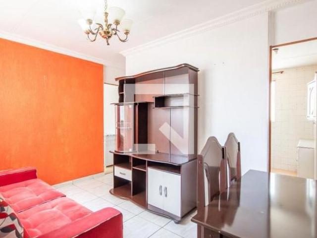 Apartamento à Venda Vila Yolanda, 2 Quartos, 41 m2