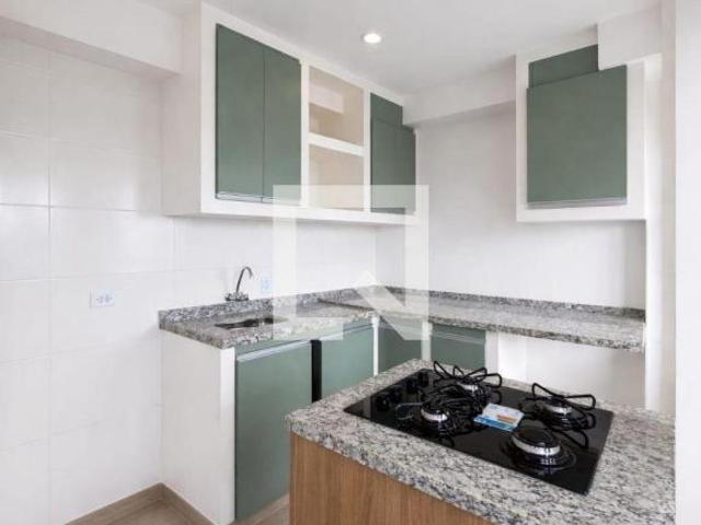 Apartamento à Venda Vila Yolanda, 2 Quartos, 42 m2