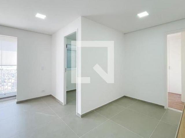 Apartamento à Venda Vila Yolanda, 2 Quartos, 45 m2