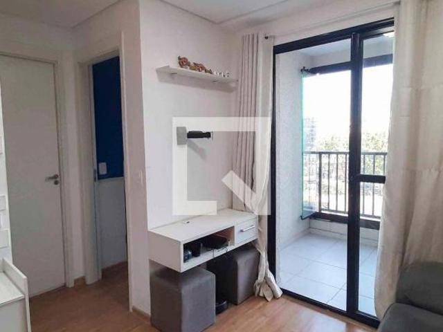 Apartamento à Venda Vila Yolanda, 2 Quartos, 47 m2