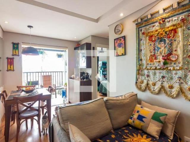 Apartamento à Venda Vila Yolanda, 2 Quartos, 47 m2