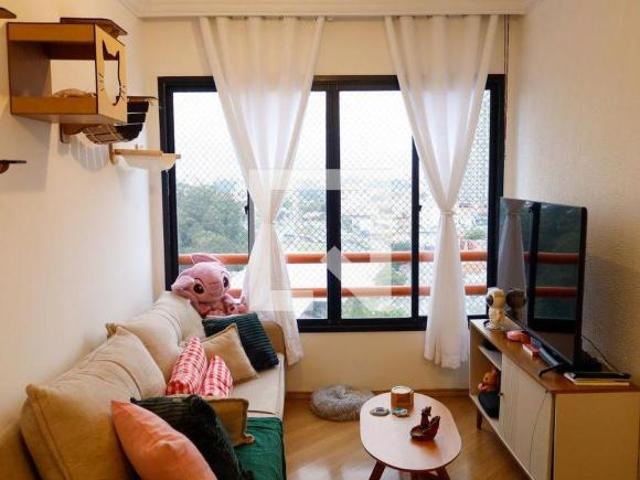 Apartamento à Venda Vila Yara, 2 Quartos, 45 m2