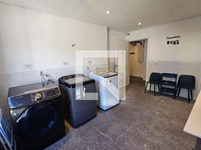 Apartamento à Venda Vila Yara, 2 Quartos, 53 m2