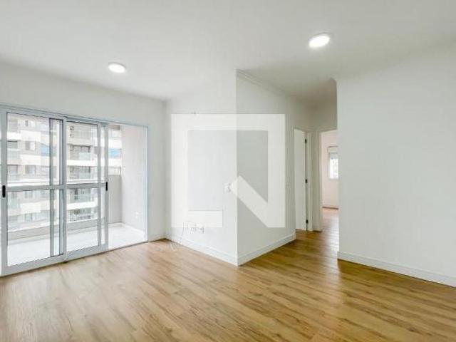 Apartamento à Venda Vila Yara, 2 Quartos, 57 m2