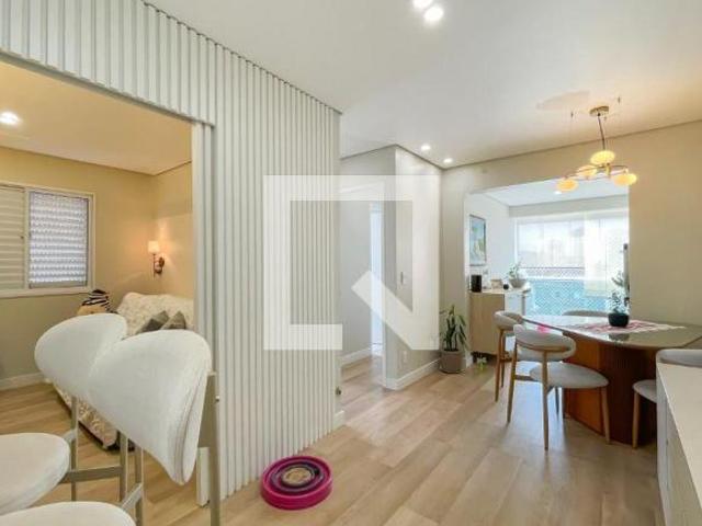 Apartamento à Venda Vila Yara, 2 Quartos, 57 m2
