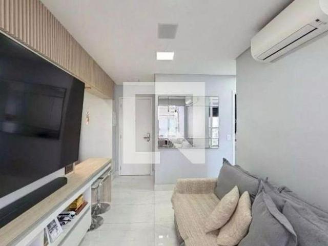 Apartamento à Venda Vila Yara, 2 Quartos, 57 m2