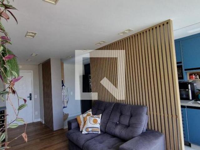 Apartamento à Venda Vila Yara, 2 Quartos, 57 m2