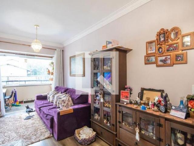 Apartamento à Venda Vila Yara, 2 Quartos, 65 m2