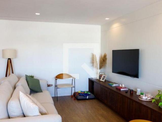 Apartamento à Venda Vila Yara, 2 Quartos, 75 m2