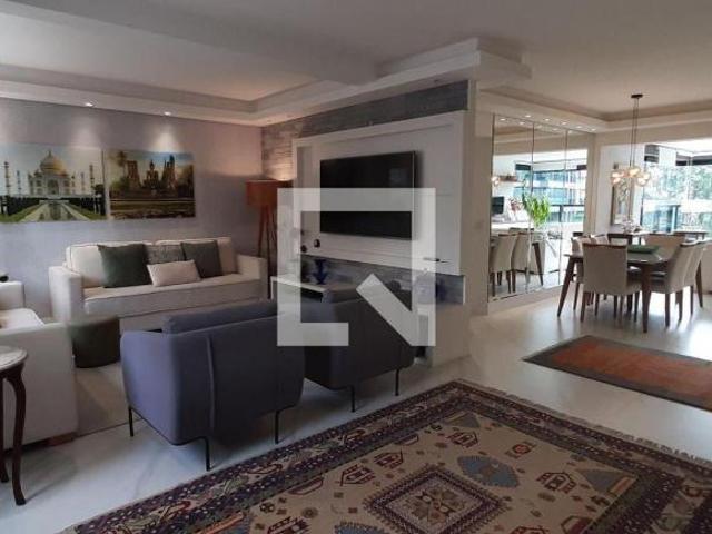 Apartamento à Venda Vila Yara, 3 Quartos, 150 m2
