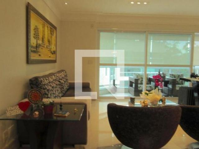 Apartamento à Venda Vila Yara, 3 Quartos, 225 m2