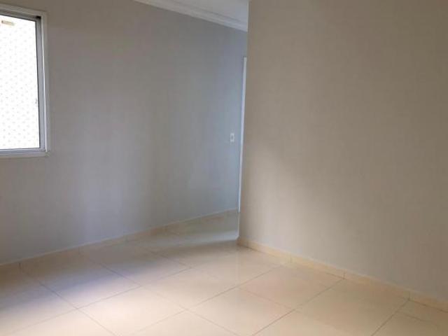 Apartamento a Venda Villaggio de Toscana II