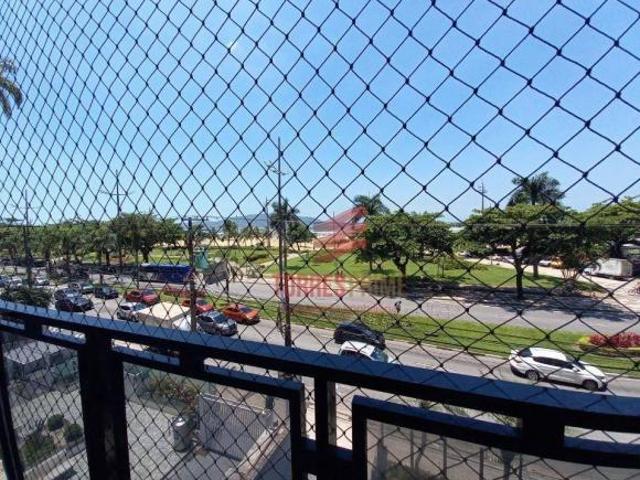 Apartamento à venda vista mar com 3 dormitórios sendo 1 suíte 1 vaga de garagem Pompeia em Santos