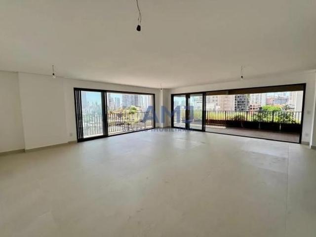 Apartamento à venda, 04 Suítes no Setor Bueno