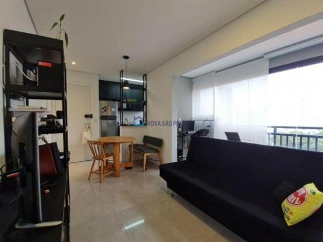 Apartamento a venda 02 dormitórios na Chacara Inglesa à 700 metros do metrô Praça da Arvore