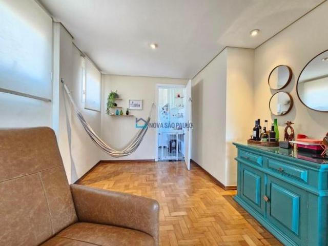 Apartamento a venda 140m2, com 3 dormitórios e 1 vaga, Aclimação