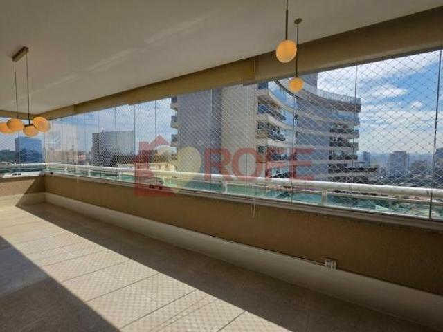 Apartamento à Venda 147 m² | 3 Suítes | 3 Vagas + Depósito