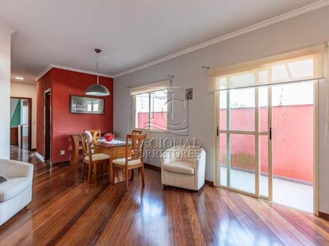 Apartamento a venda, 150 m², 3 suítes, 3 banheiros e 3 vagas de garagem Vila Gilda Santo André