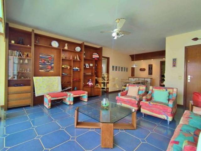 Apartamento com 3 dormitórios à venda, 162 m² por R$ 780.000,00 Pitangueiras Guarujá/SP