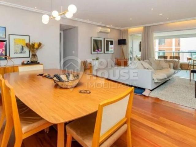 Apartamento à venda 167m² Campo Belo, varanda gourmet, 3 dormitórios e 2 vagas