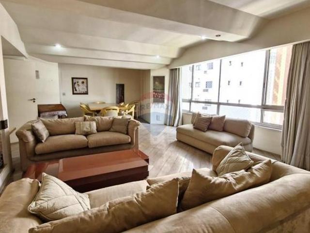 Apartamento à venda, 166m², na esquina da cobiçada Rua Barão de Capanema. Amplo, sofisticado e em l