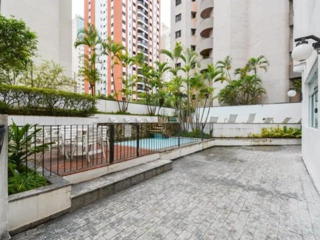Apartamento à venda, Moema, 172m2, 4 quartos 3 suítes