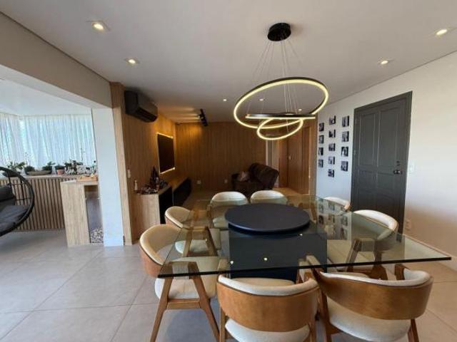 Apartamento à Venda | 182 m² | 3 suítes | varanda gourmet | 3 vagas na Vila Rosália!