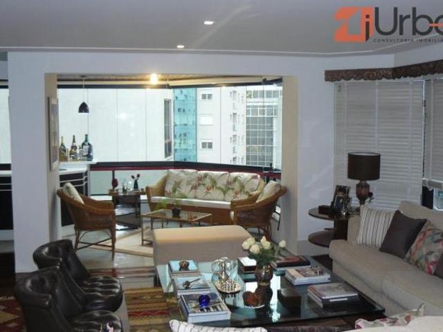 Apartamento à venda 182m², 3 vagas próximo ao Parque Ibirapuera