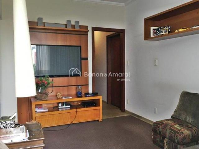 Apartamento à venda, 189m², 3 dormitórios, 1 suíte, no Cambuí