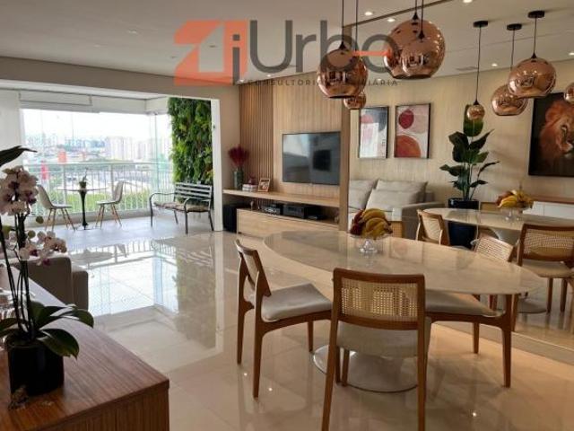 Apartamento à venda 103m², 2 vagas na Barra Funda