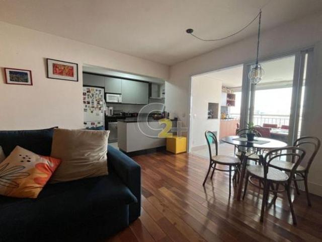 Apartamento á venda 100mts na Barra Funda, 3 quartos, 1 suíte, 2 vagas de garagem
