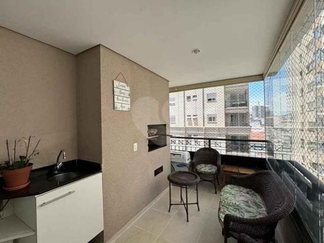 Apartamento à venda, 106m², 3 suítes, churrasqueira. 2 vagas. Santana