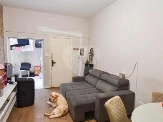 APARTAMENTO À VENDA 108 m² COM 2 QUARTOS NA VILA MARIANA. NÃO TEM ELEVADOR