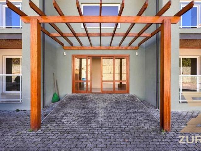 Apartamento com 3 dormitórios à venda, 108 m² por R$ 900.000,00 Jaguaribe Campos do Jordão/SP