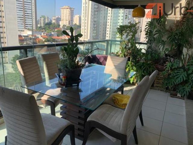 Apartamento à venda 108m², 2 vagas à 500 metros da estação Praça da Árvore do metrô
