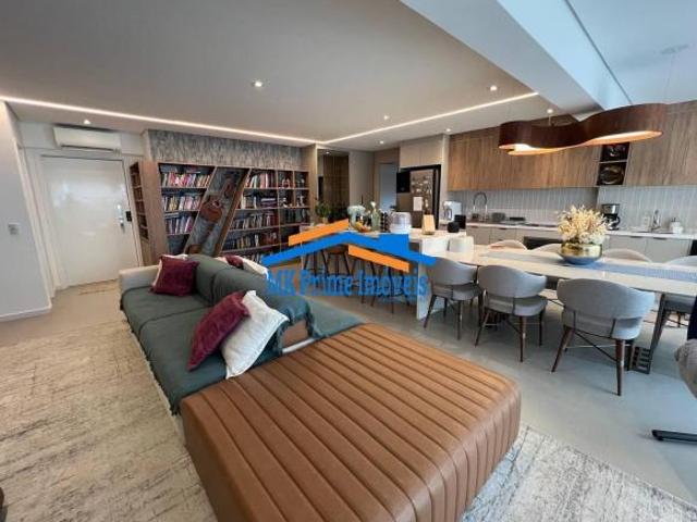 Apartamento à Venda 115m², 2 Quartos, 3 Vagas, Sol da tarde Vila Osasco